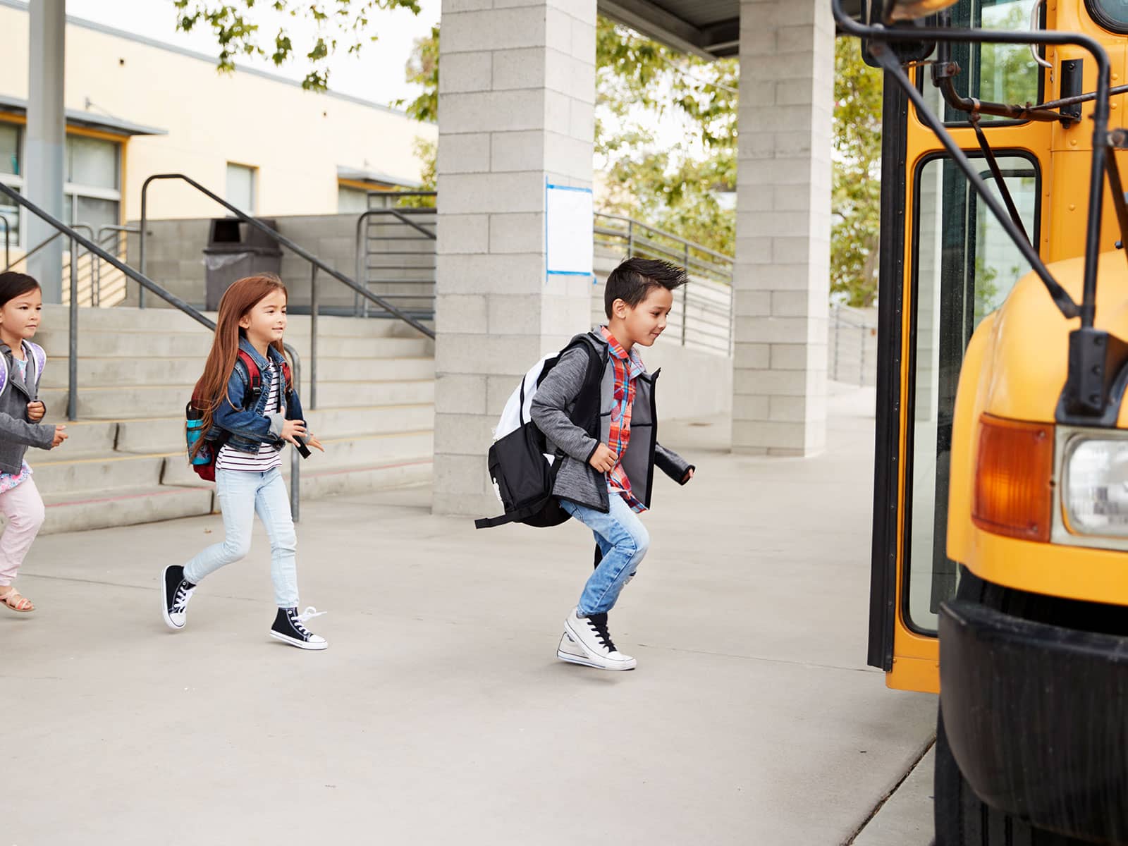 School Bus Student & Field Trip Transportation Services